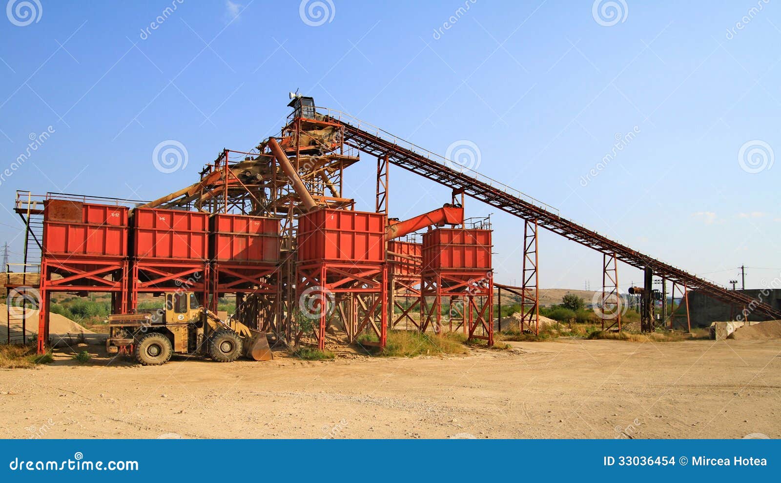Frac Sand Industrial Facility Stock Photo - Image of band, duty: 33036454