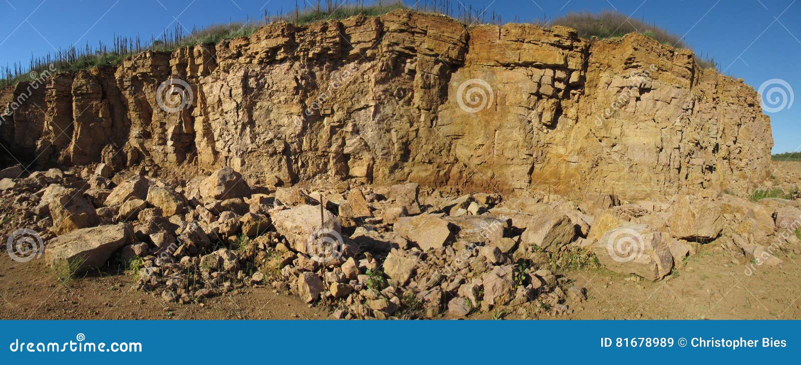 Fracking Sand Quarry stock image. Image of panoramic - 81678989