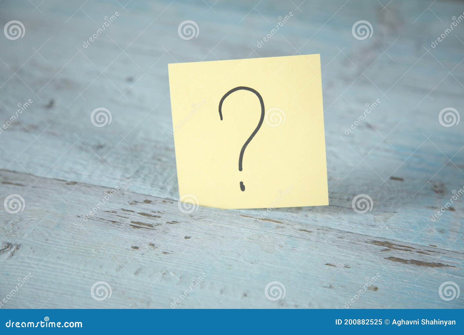 Fragezeichen Auf Dem Papier Stockbild - Bild von tabelle, platz: 200882525