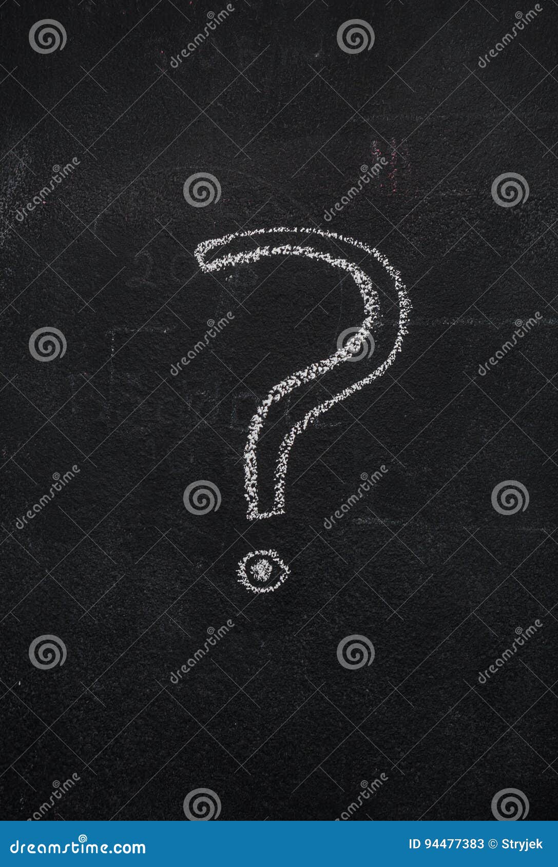 Fragezeichen Auf Schwarzer Tafel Stockbild - Bild von vorstand ...