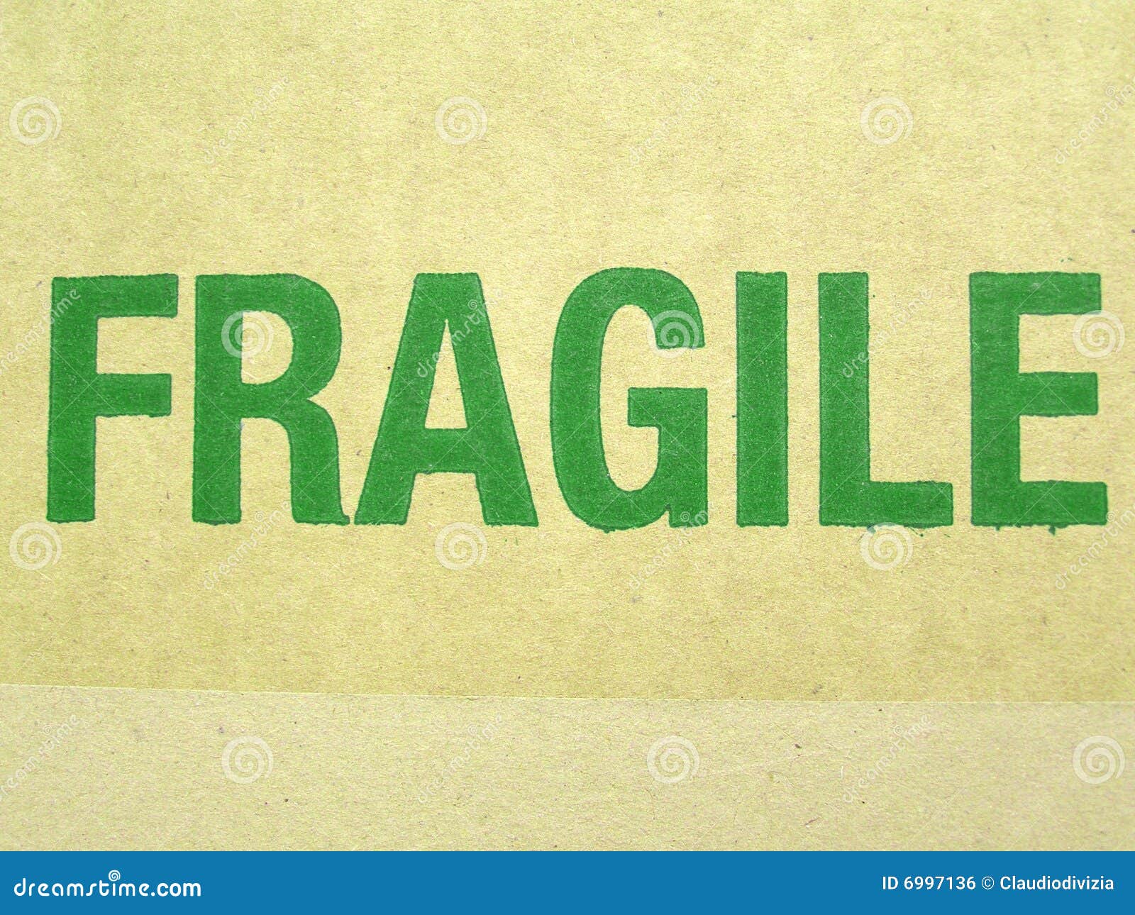 Fragile photo stock. Image du ondulé, expédition, fragile - 6997136
