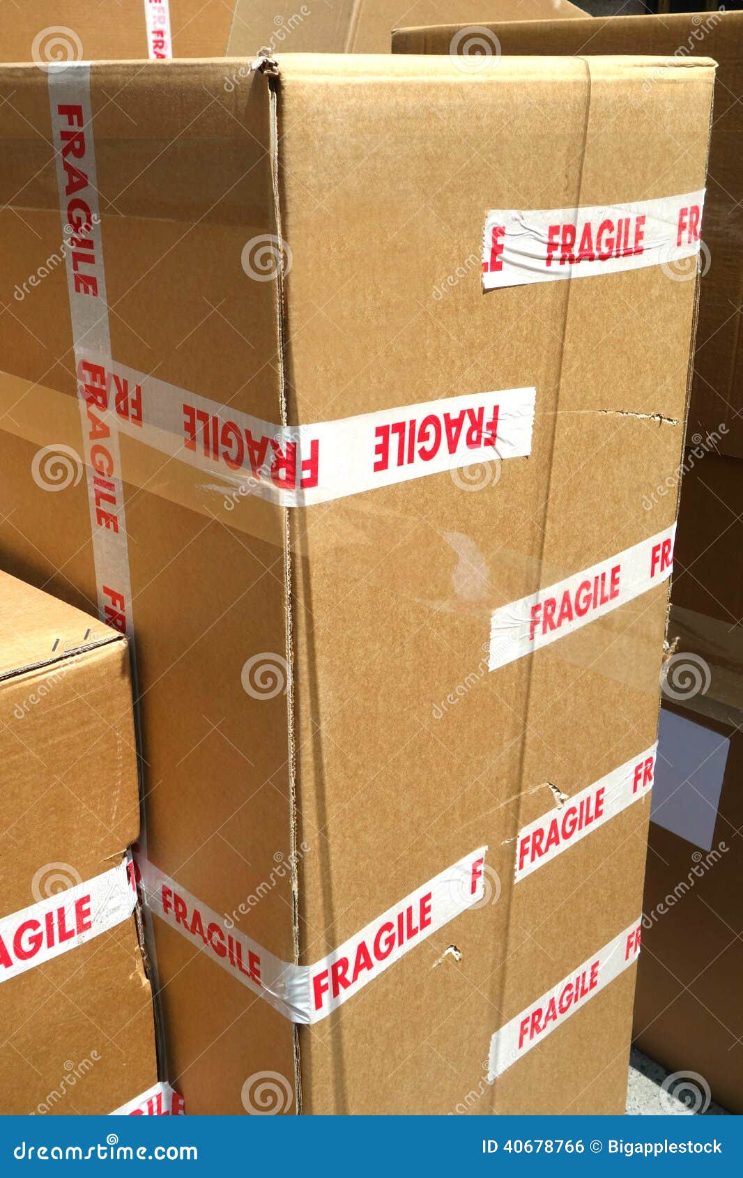 Fragile Content stock photo. Image of movers, delicate - 40678766