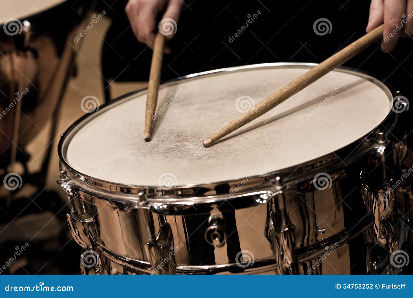 Fragment Der Trommel Im Orchester Stockfoto - Bild von trommelschlag ...