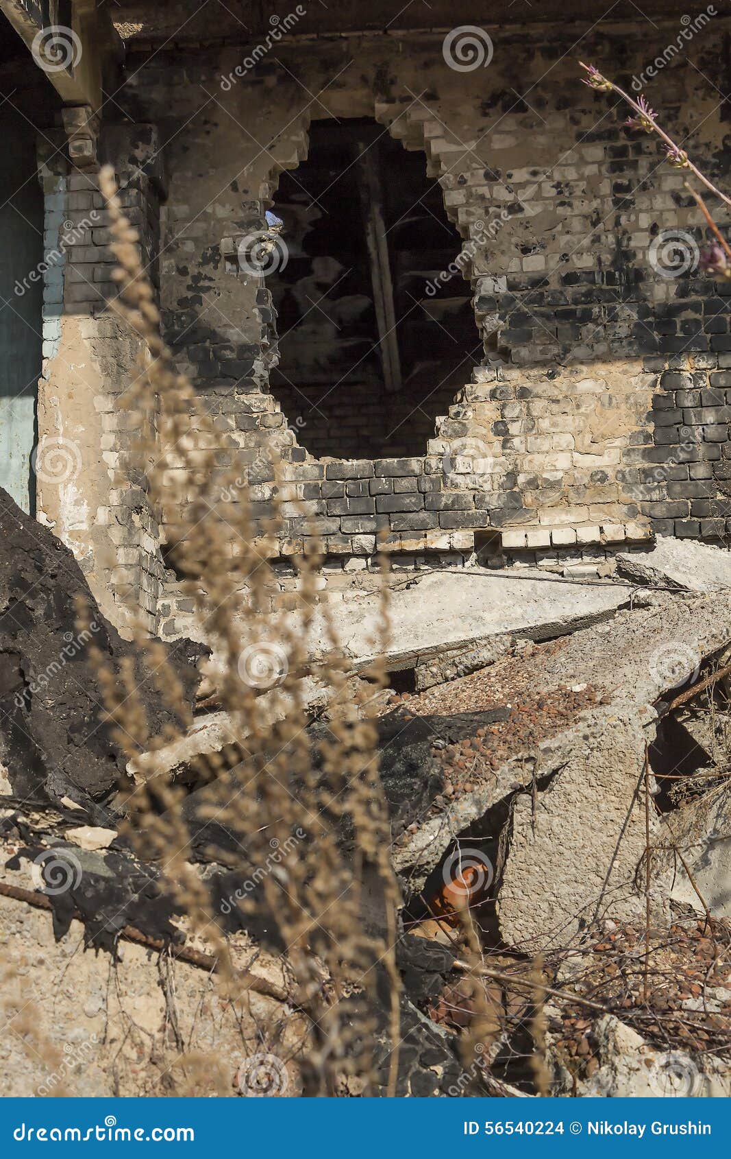 A Fragment of the Destroyed Brick Building Stock Photo - Image of life ...