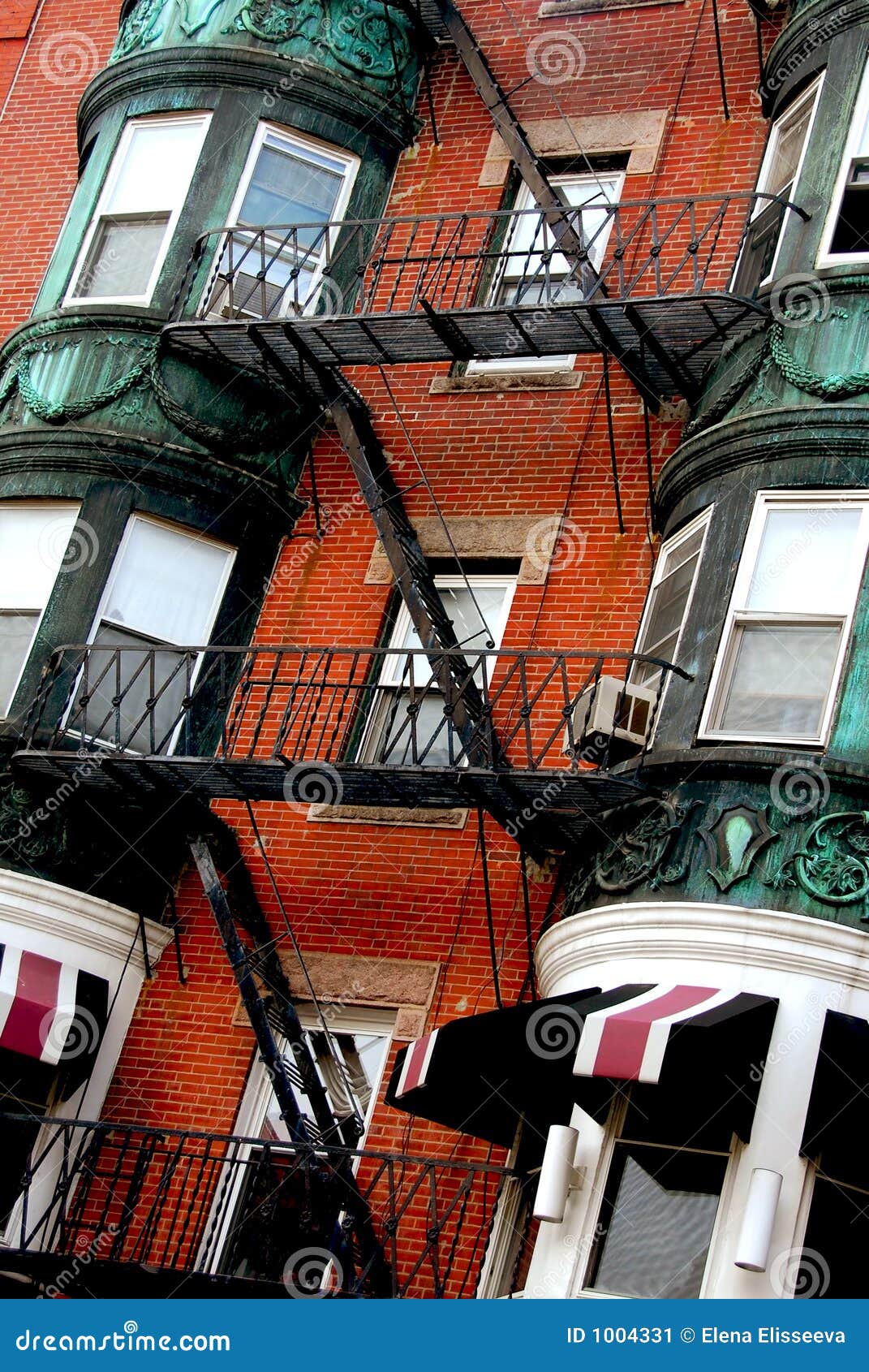 Fragmento De La Casa De Boston Imagen de archivo - Imagen de escapar ...