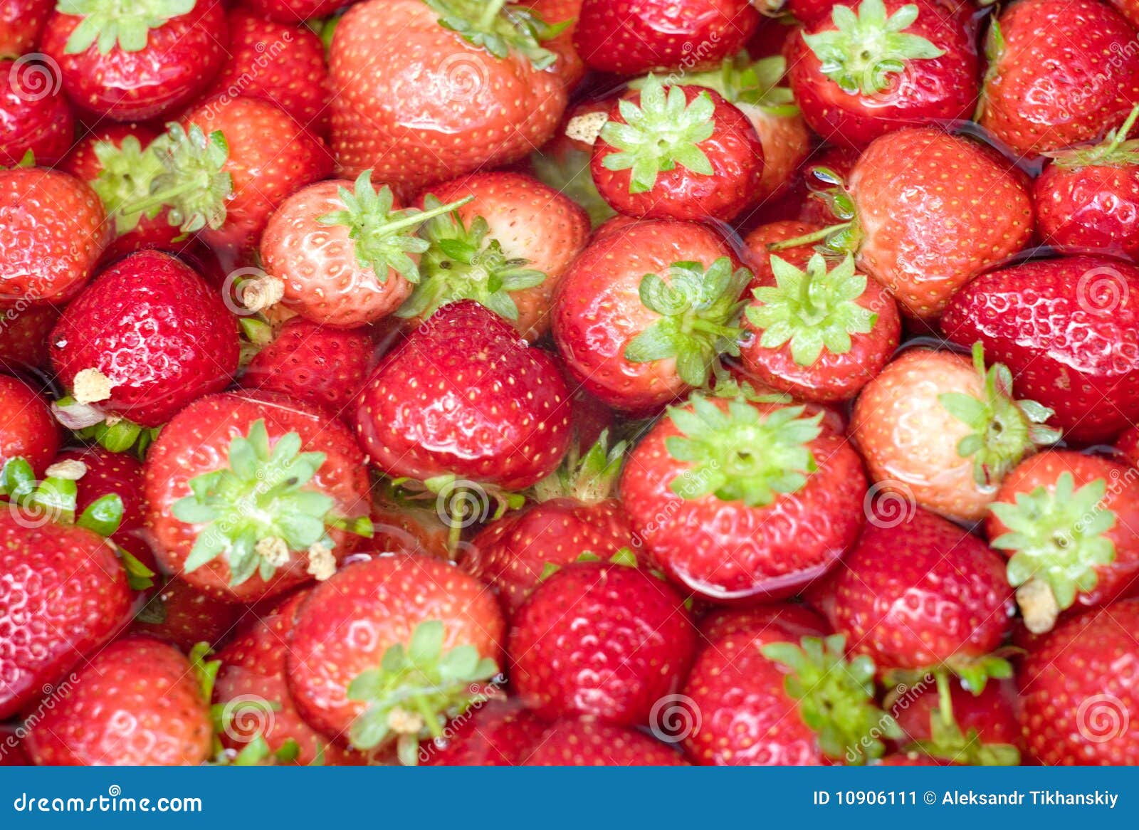 Fragola immagine stock. Immagine di alimento, cottura - 10906111