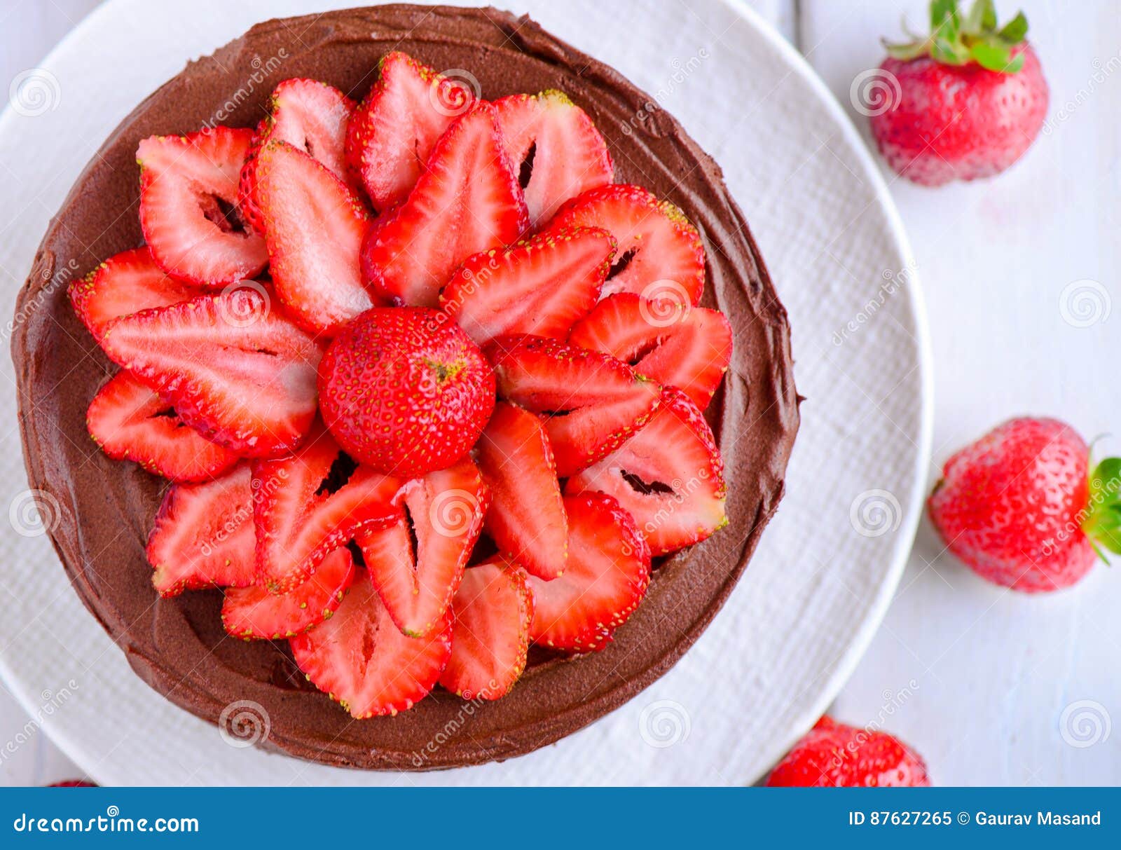 Fragola cake immagine stock. Immagine di cottura, entrambi - 87627265