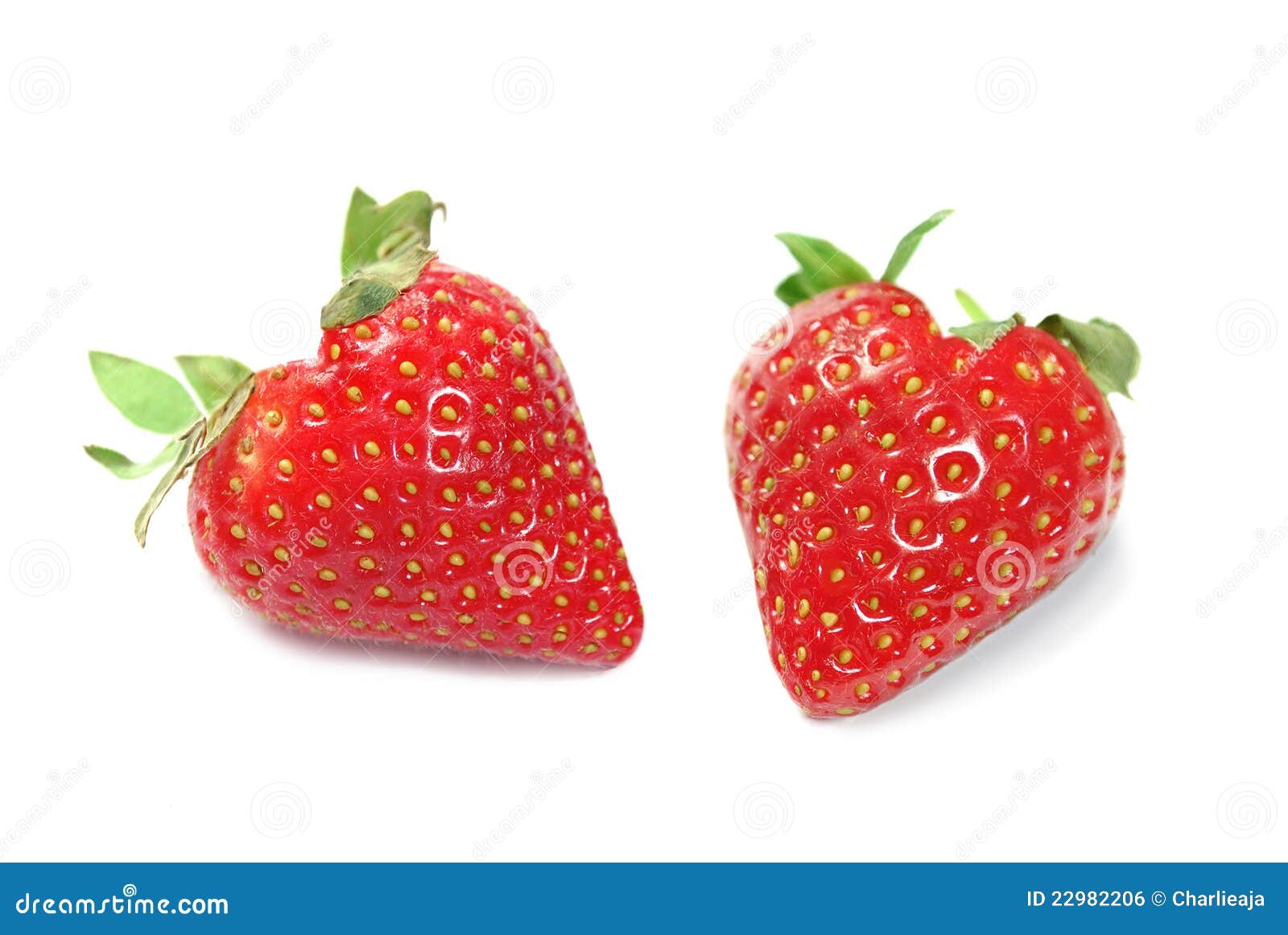 Fraises en forme de coeur photo stock. Image du formé - 22982206