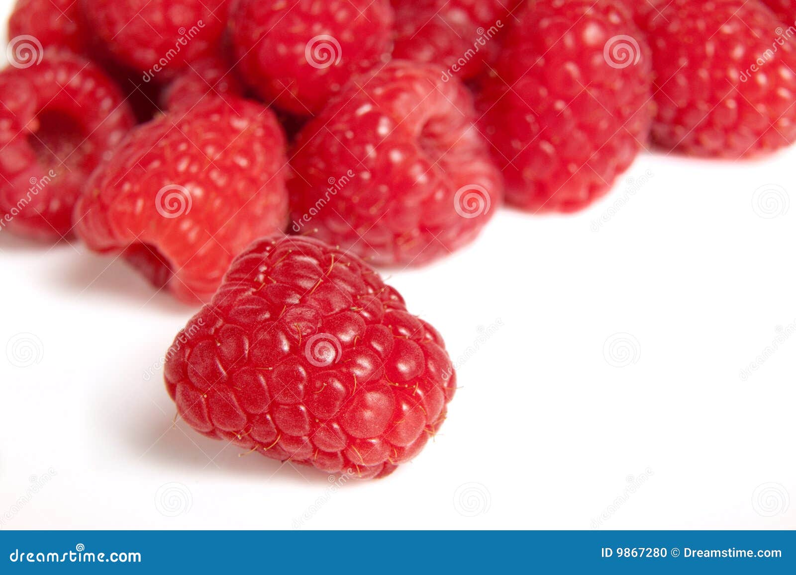 Framboises photo stock. Image du délicieux, framboises - 9867280