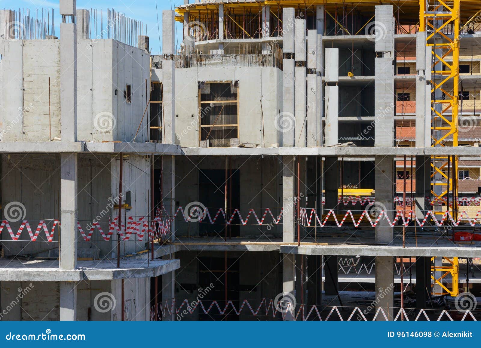 The Frame of a Multifamily High-rise Residential Building Stock Photo ...
