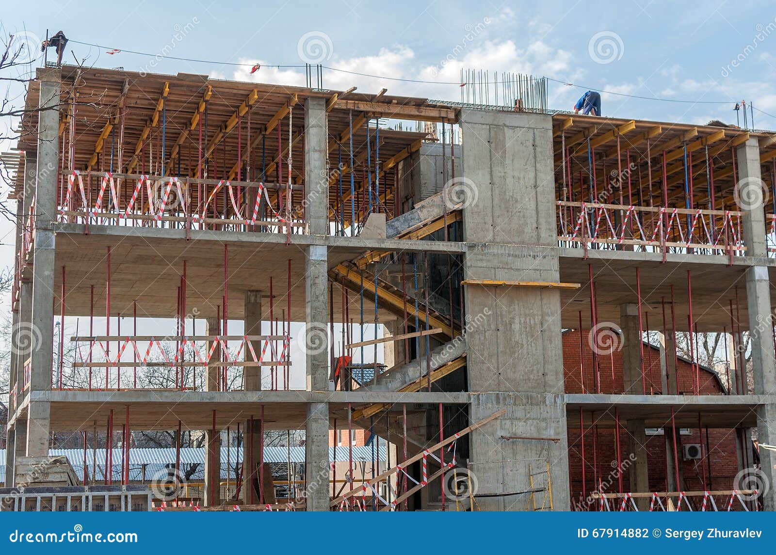 The Frame of a New Building Stock Photo - Image of storey, brick: 67914882