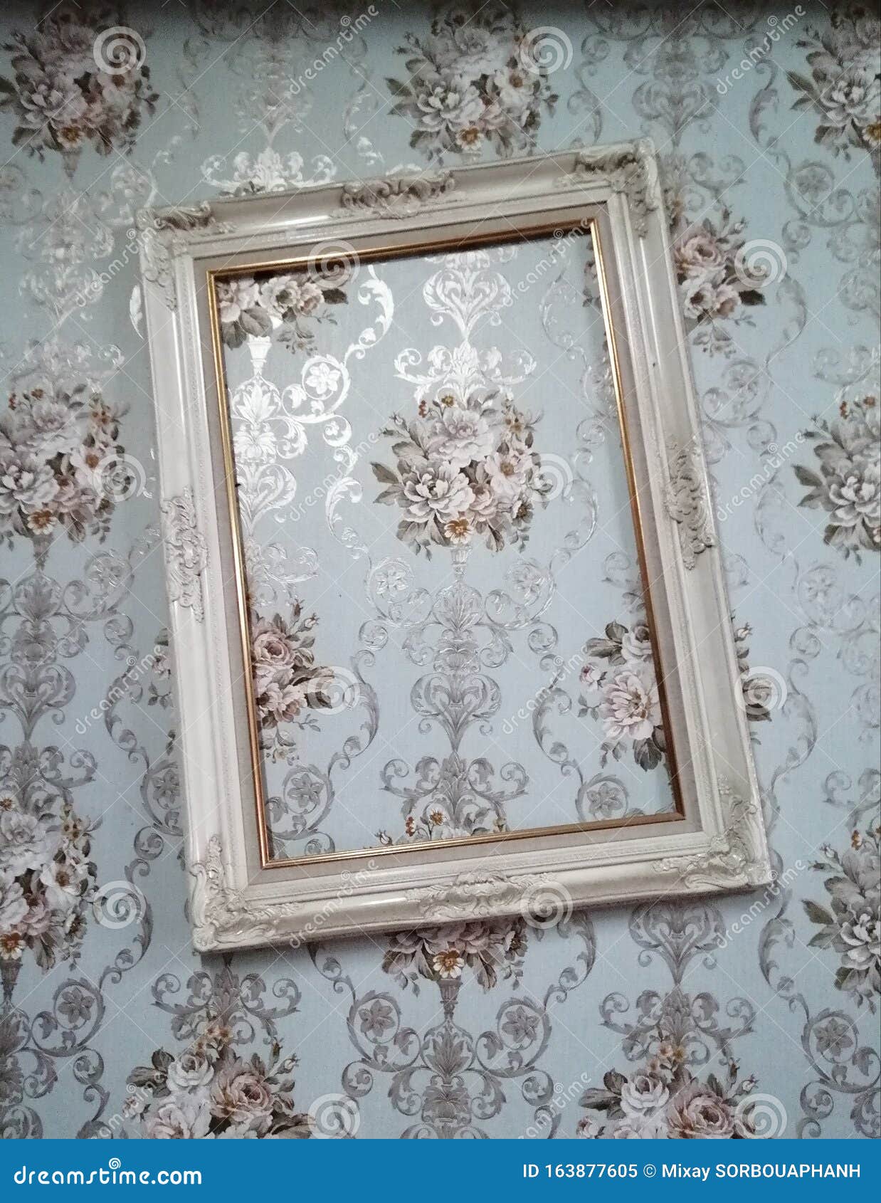 Frame on wallpaper stock image. Image of beautiful, wallpaper - 163877605