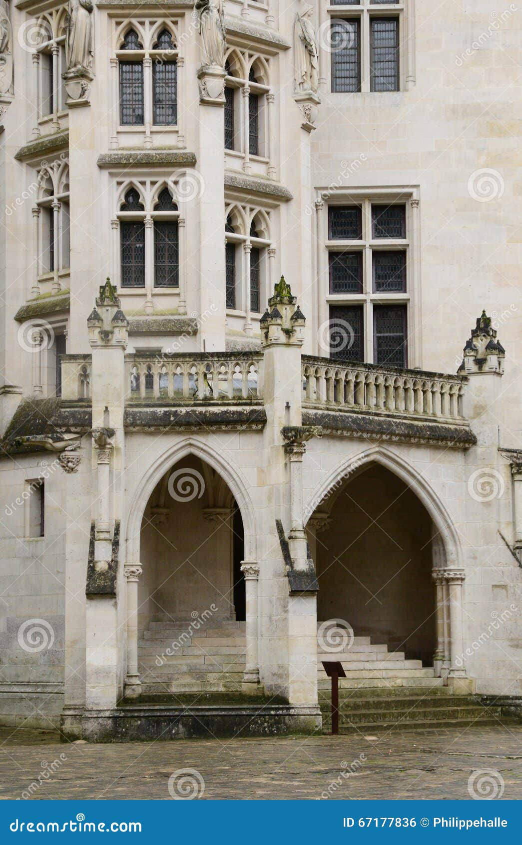 France, Historical Castle of Pierrefonds in Picardie Editorial Photo ...