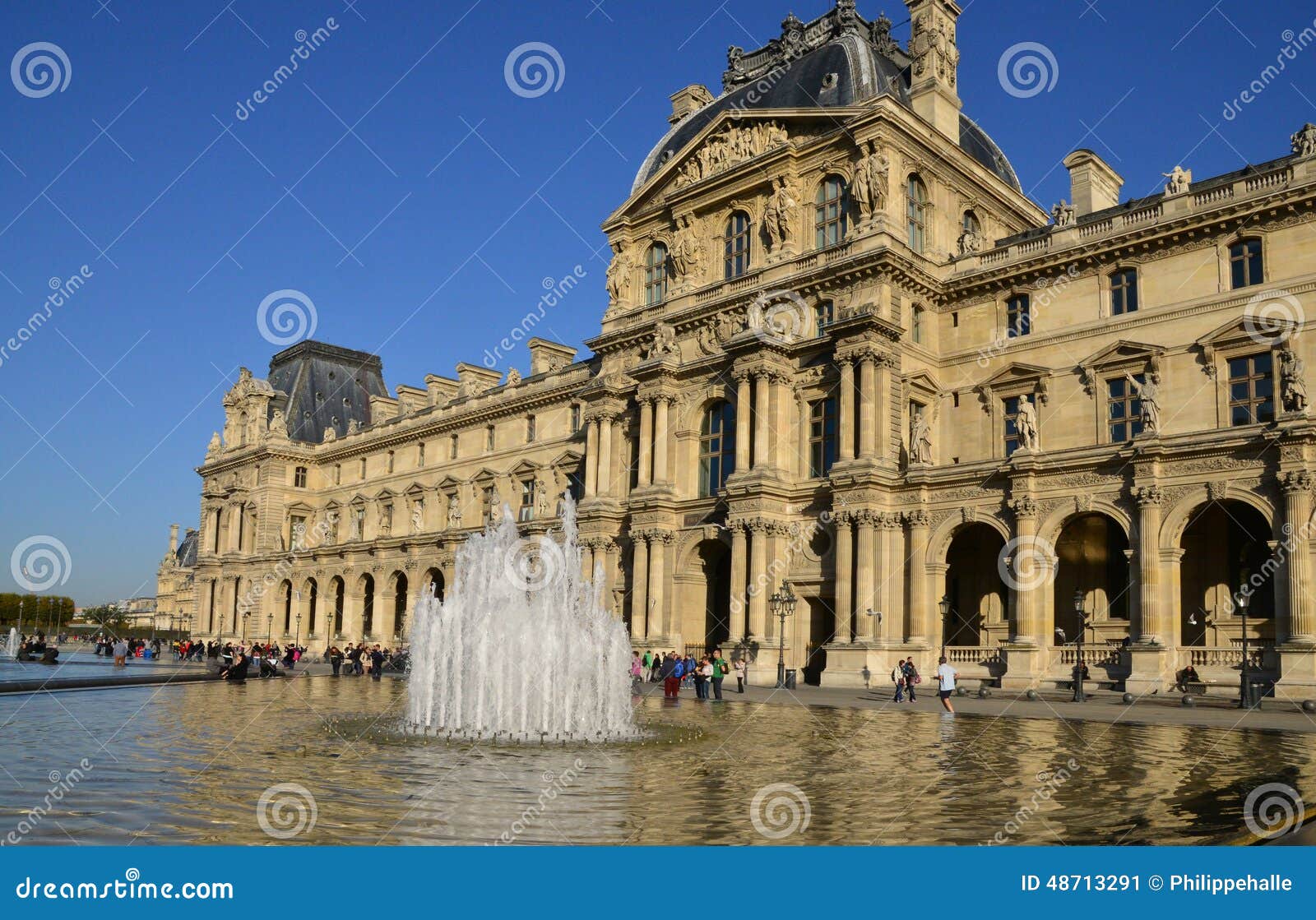 France, Louvre Palace in Paris Editorial Photo - Image of castle ...