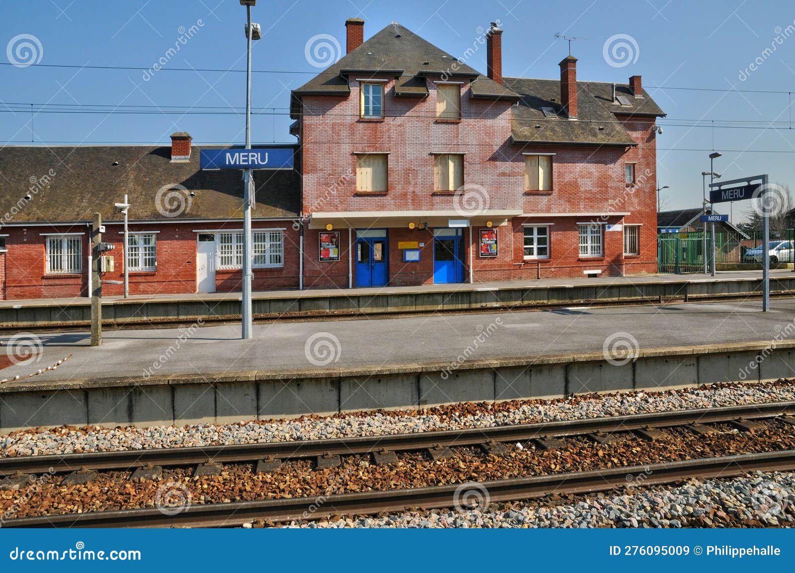 France, Meru Station in Oise Editorial Stock Image - Image of france ...