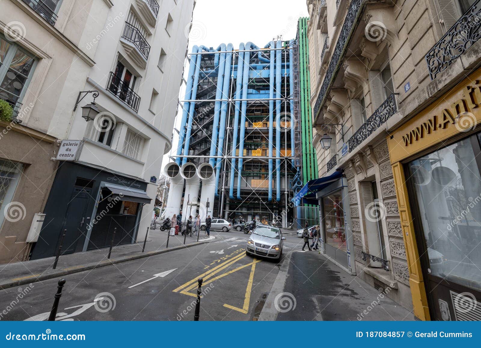 Love at Second Sight: Pompidou Centre, the First Major Example of an ...