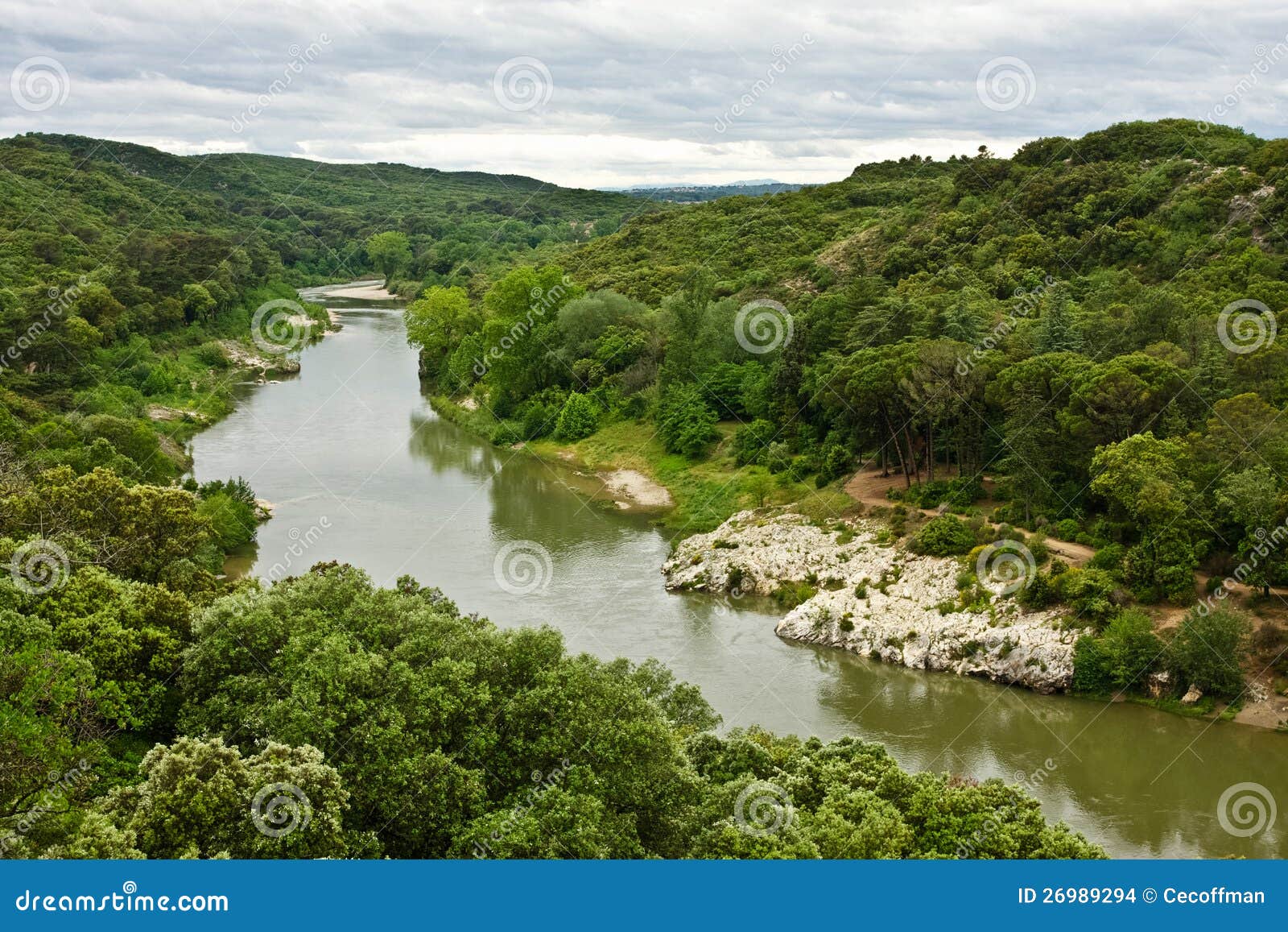 France s Gardon River stock photo. Image of verspontdugard - 26989294