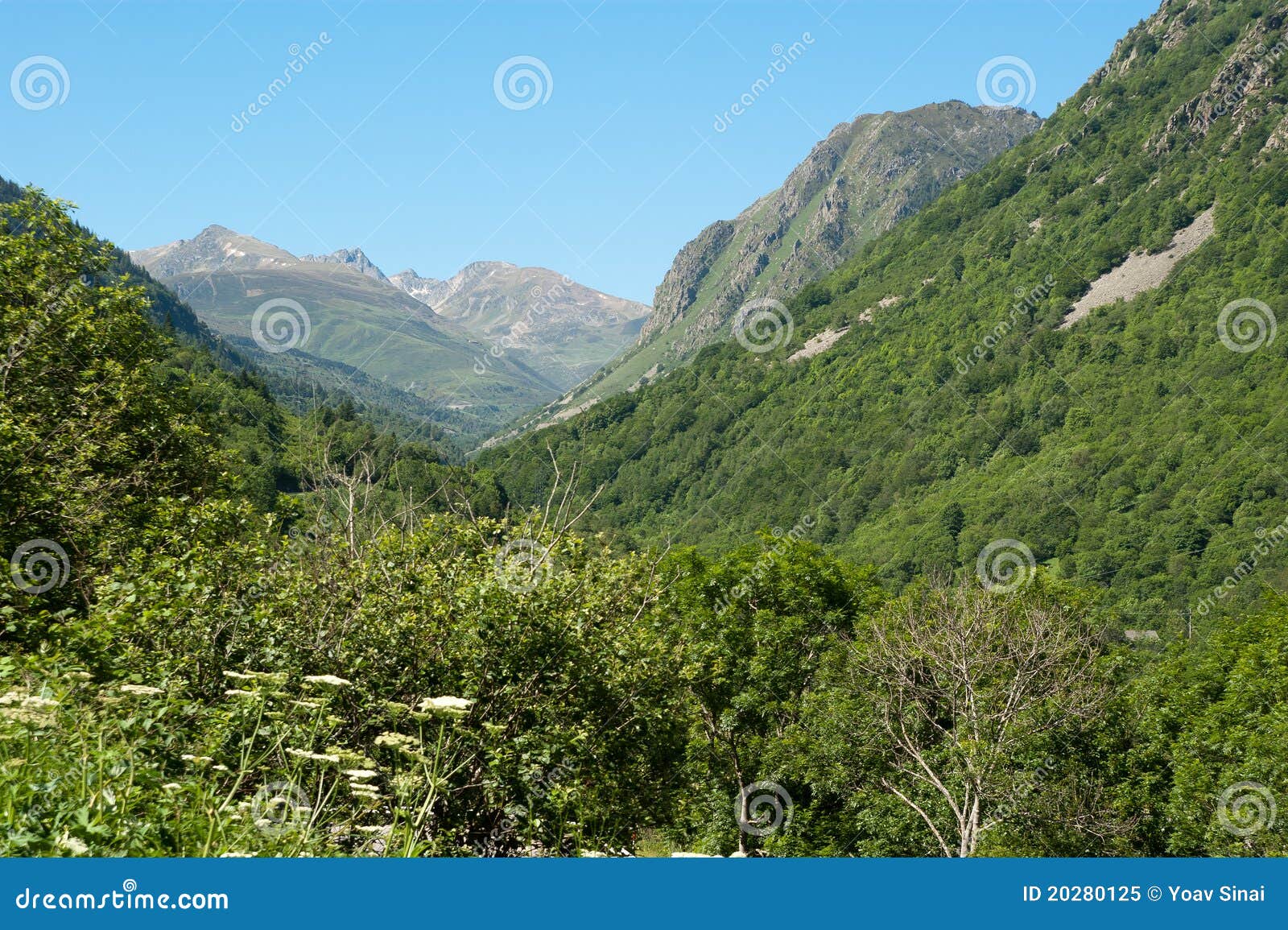 French Pyrenees View To Andorra Stock Image - Image of french, vals ...