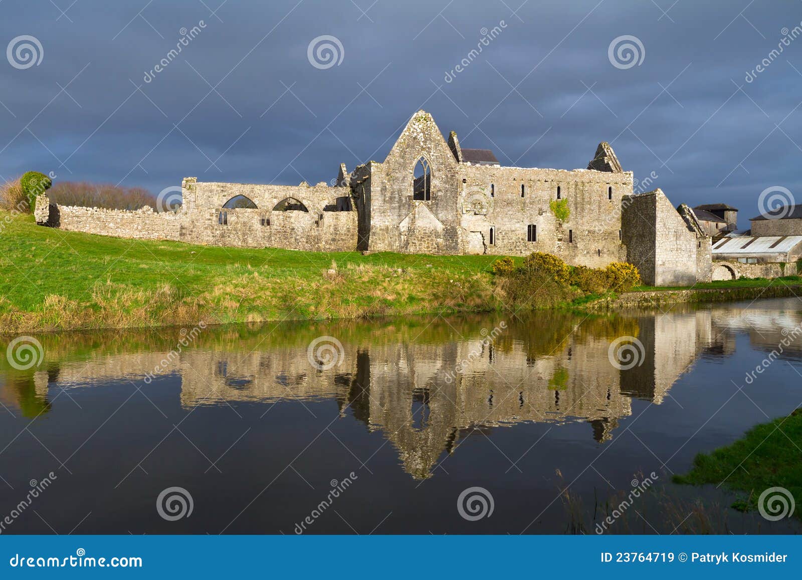 Franciscan Friary in Askeaton Stock Image - Image of irish, grass: 23764719