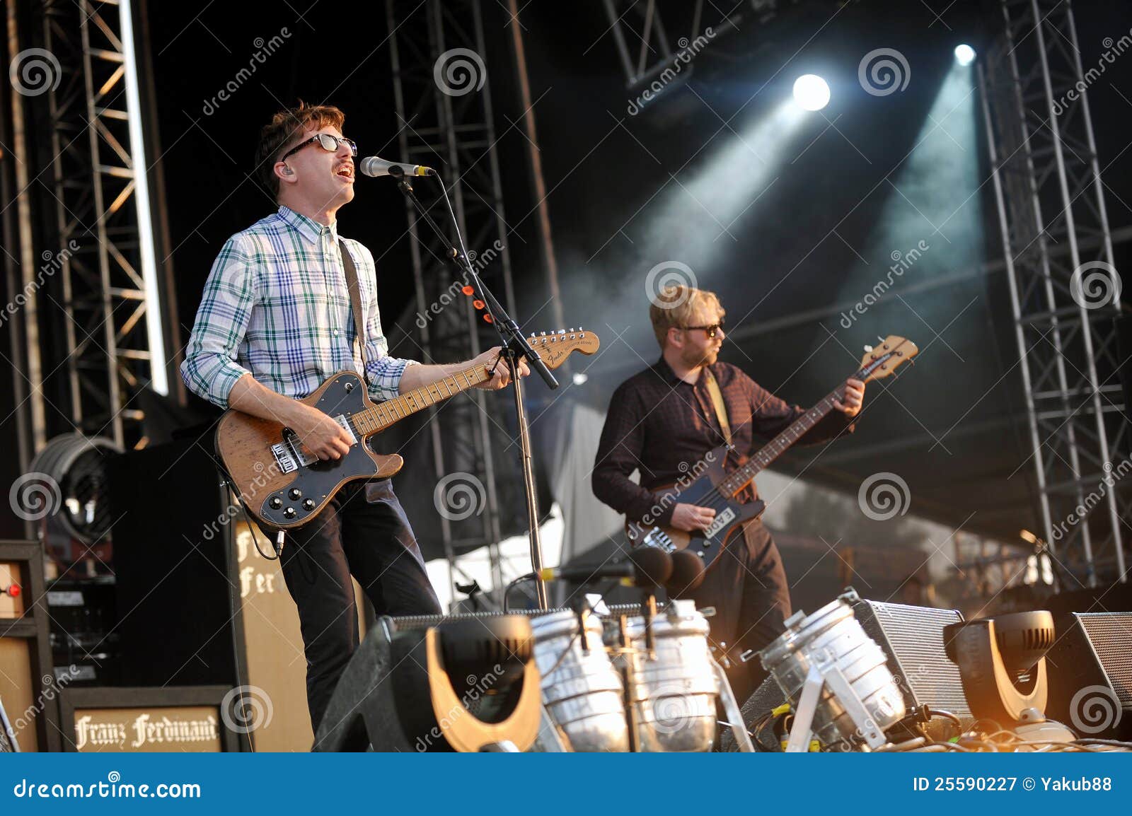 Francisco Fernando fotografía editorial. Imagen de artista - 25590227