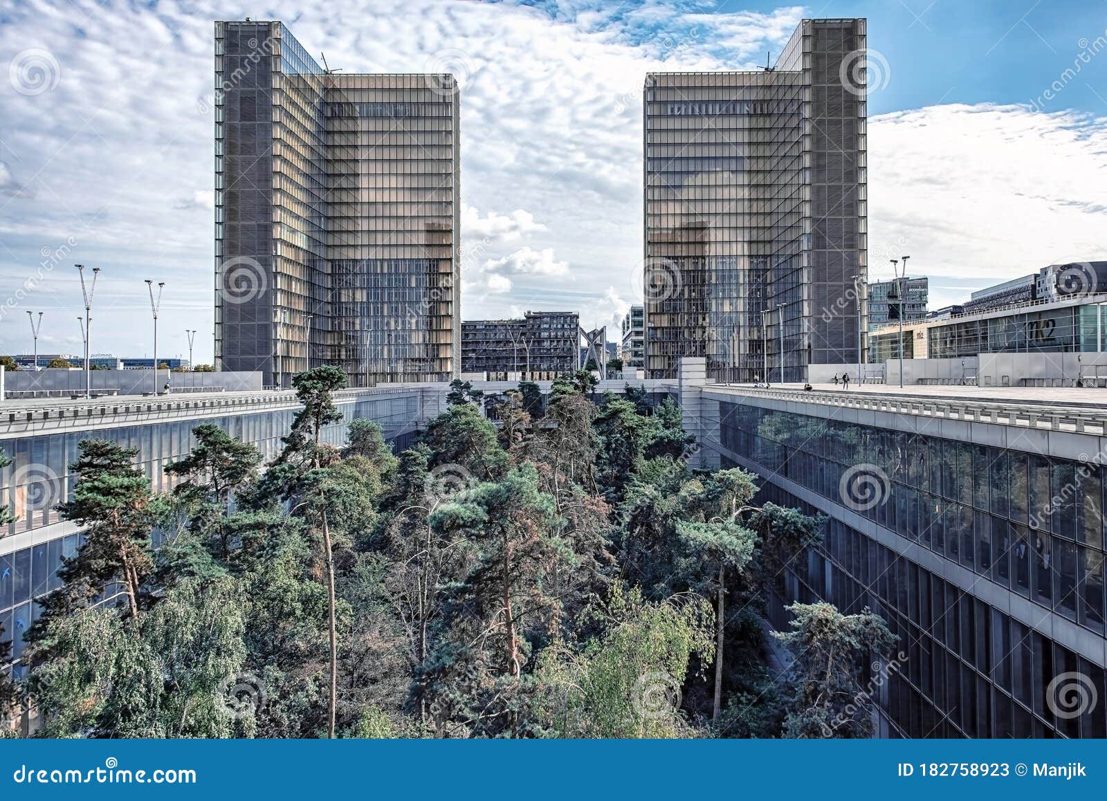 Modern building in Paris editorial stock photo. Image of bercy - 182758923
