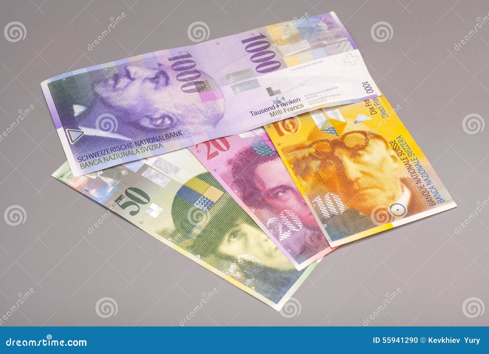 Francos Suizos, Moneda De Suiza Foto de archivo - Imagen de extranjero ...