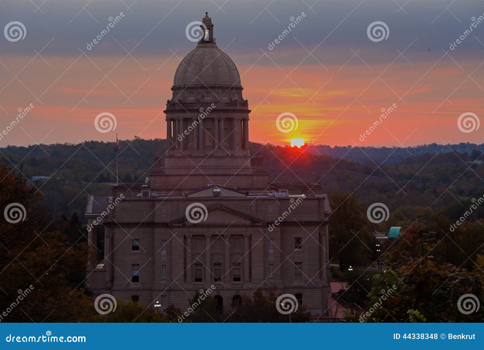 Frankfort, Kentucky - State Capitol Building Stock Photo - Image of ...