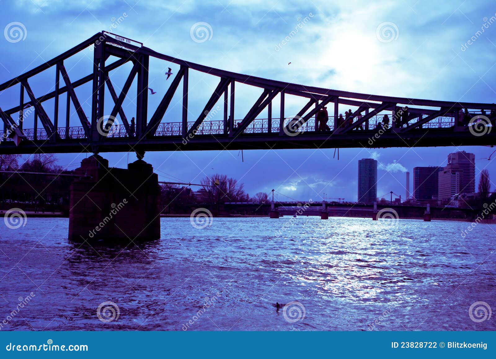 Frankfurt S Iron Footbridge Stock Photo - Image of bridge, commerzbank ...