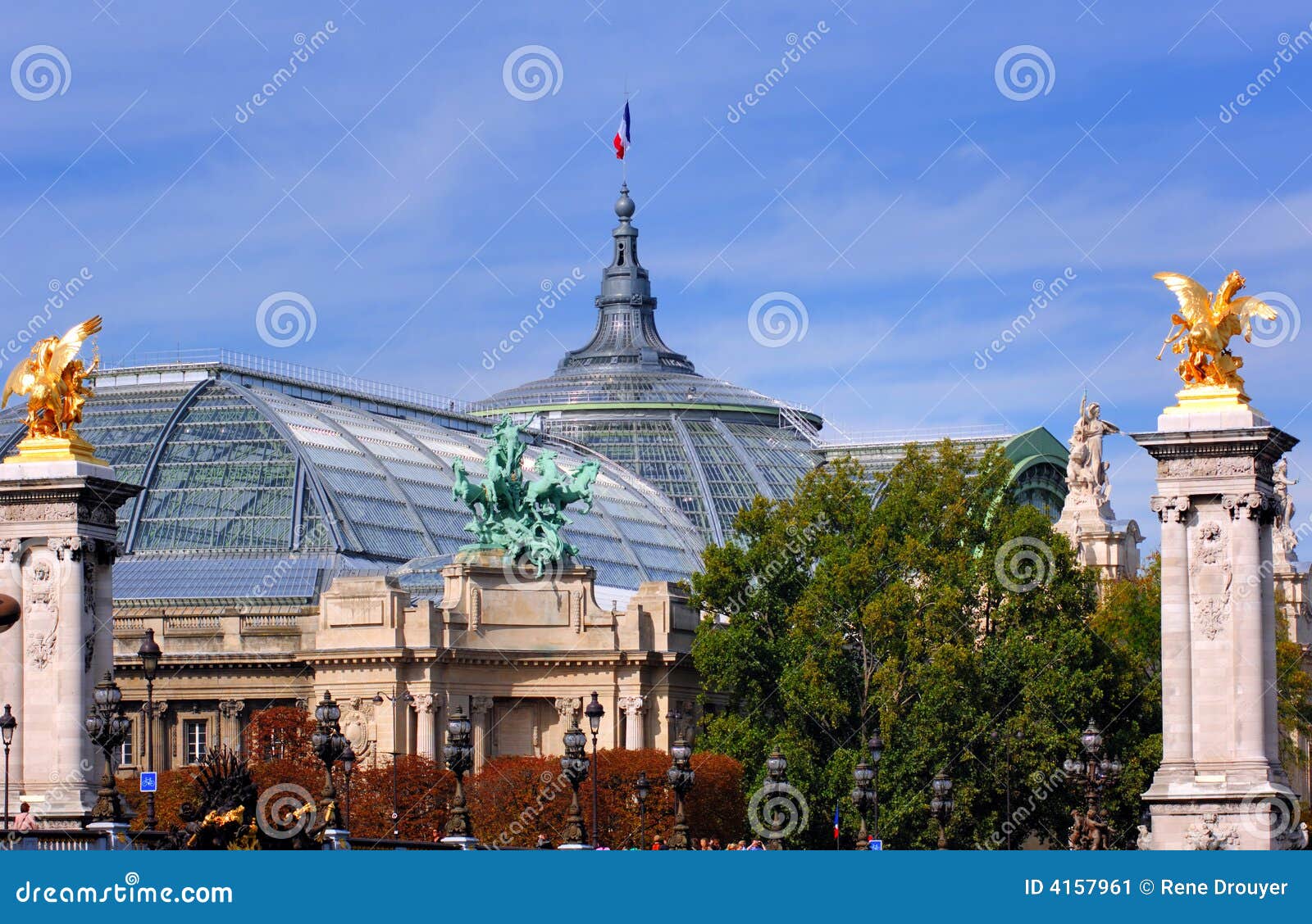 Frankreich, Paris: Berühmte Denkmäler Stockbild - Bild von himmel ...