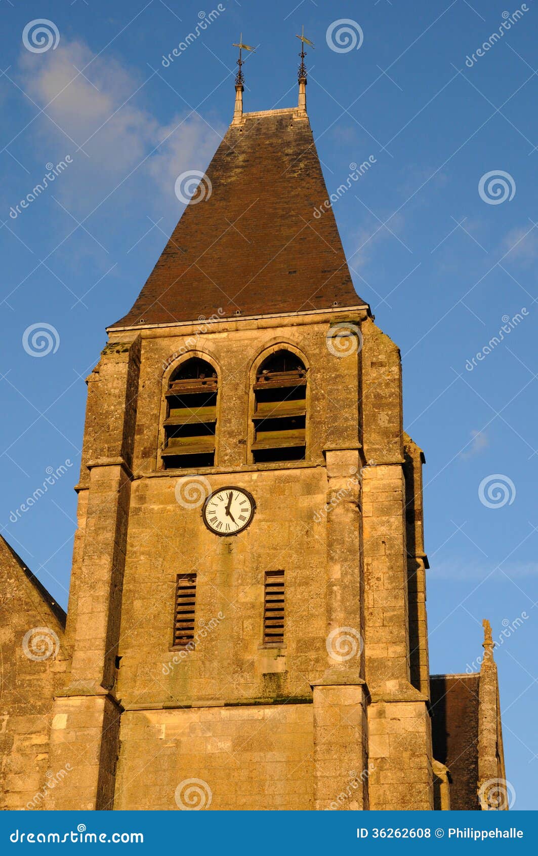 Frankrijk, Collegiale Kerk Van Ecouis in L Eure Stock Foto - Image of ...