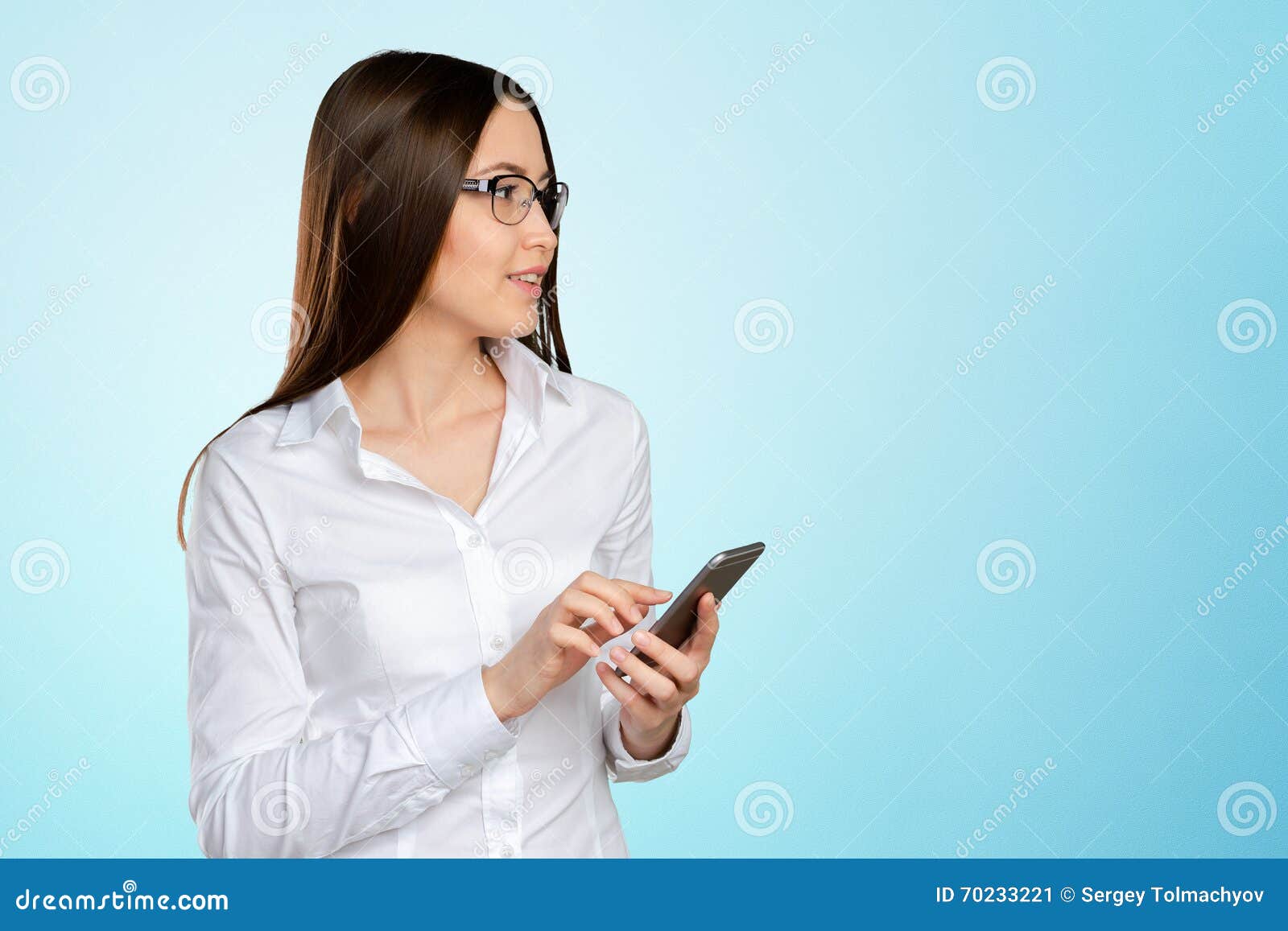 Frau mit dem Handy stockbild. Bild von geschäftsleute - 70233221