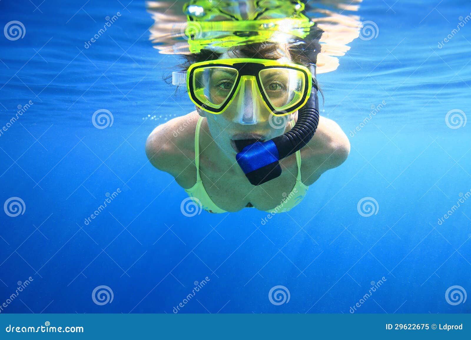 Frau Snorkeler Im Meer Stockbild Bild Von Tour Pazifisch 29622675