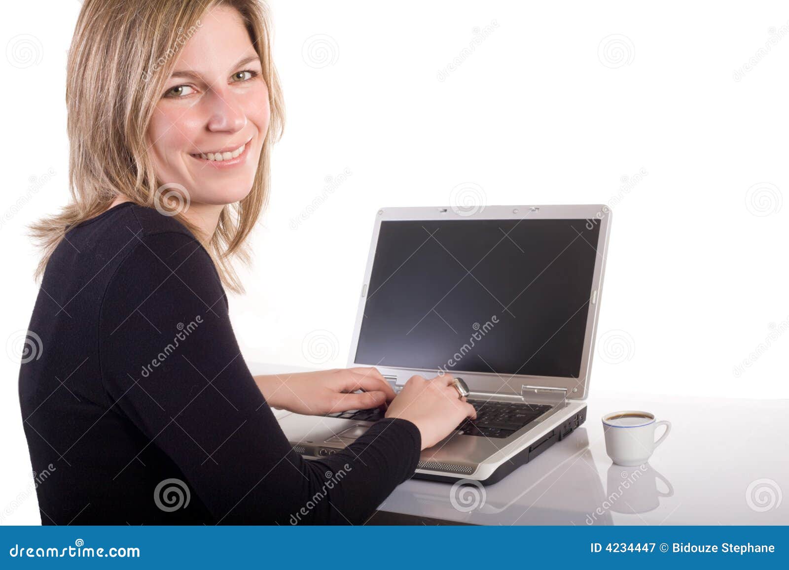 Frau und Laptop stockbild. Bild von attraktiv, geschäft - 4234447