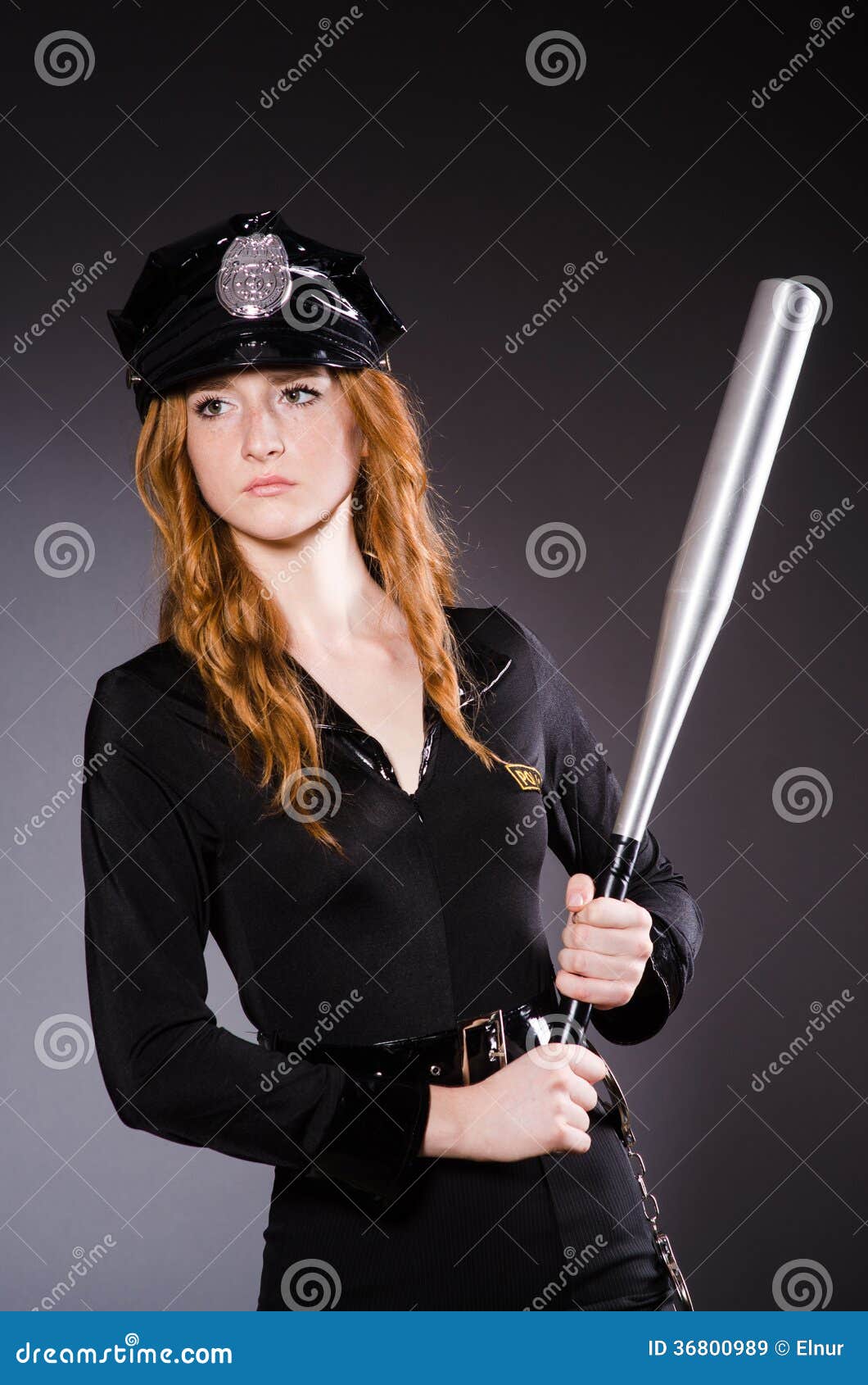Frauenpolizeikommissariat stockbild. Bild von frau, dame - 36800989