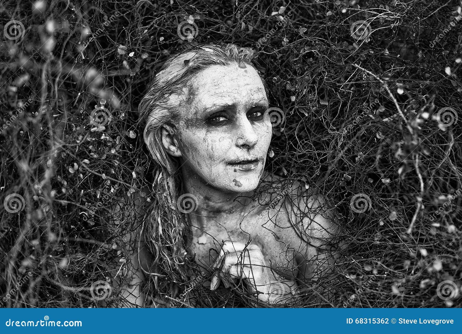 Freaky Woman with Clay Mask Stock Photo - Image of woman, freaky: 68315362