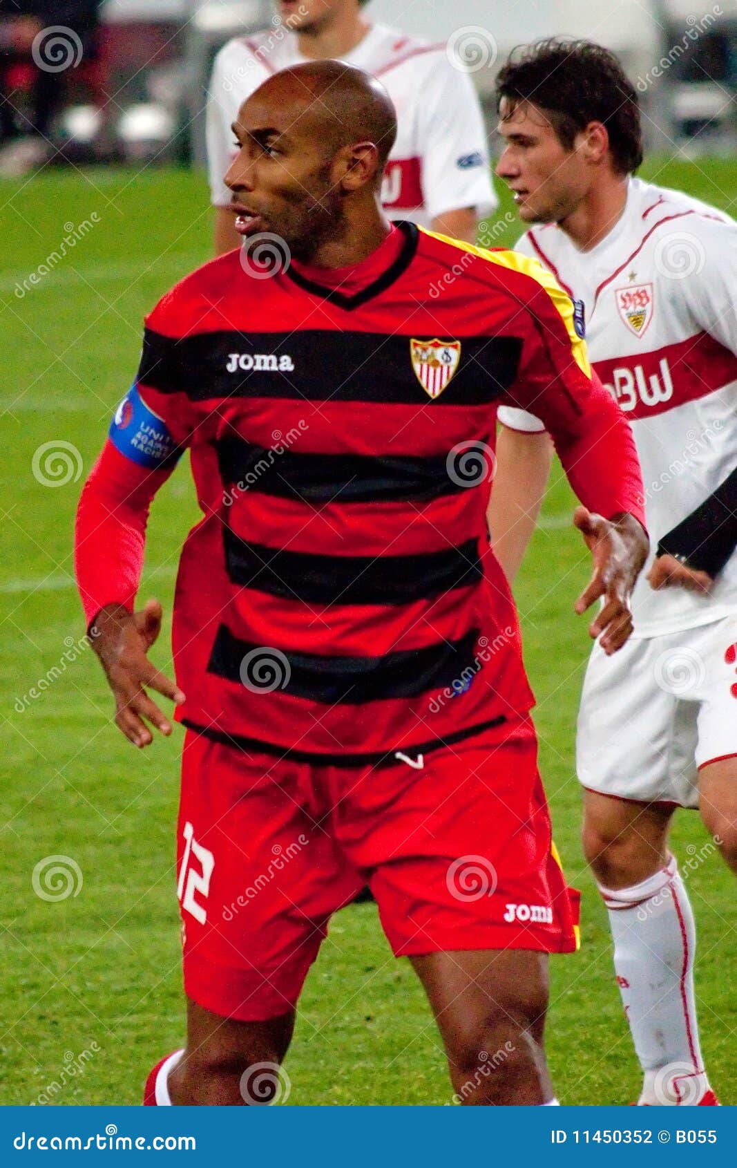Frederic Kanoute UEFA GAME editorial photography. Image of stuttgart ...