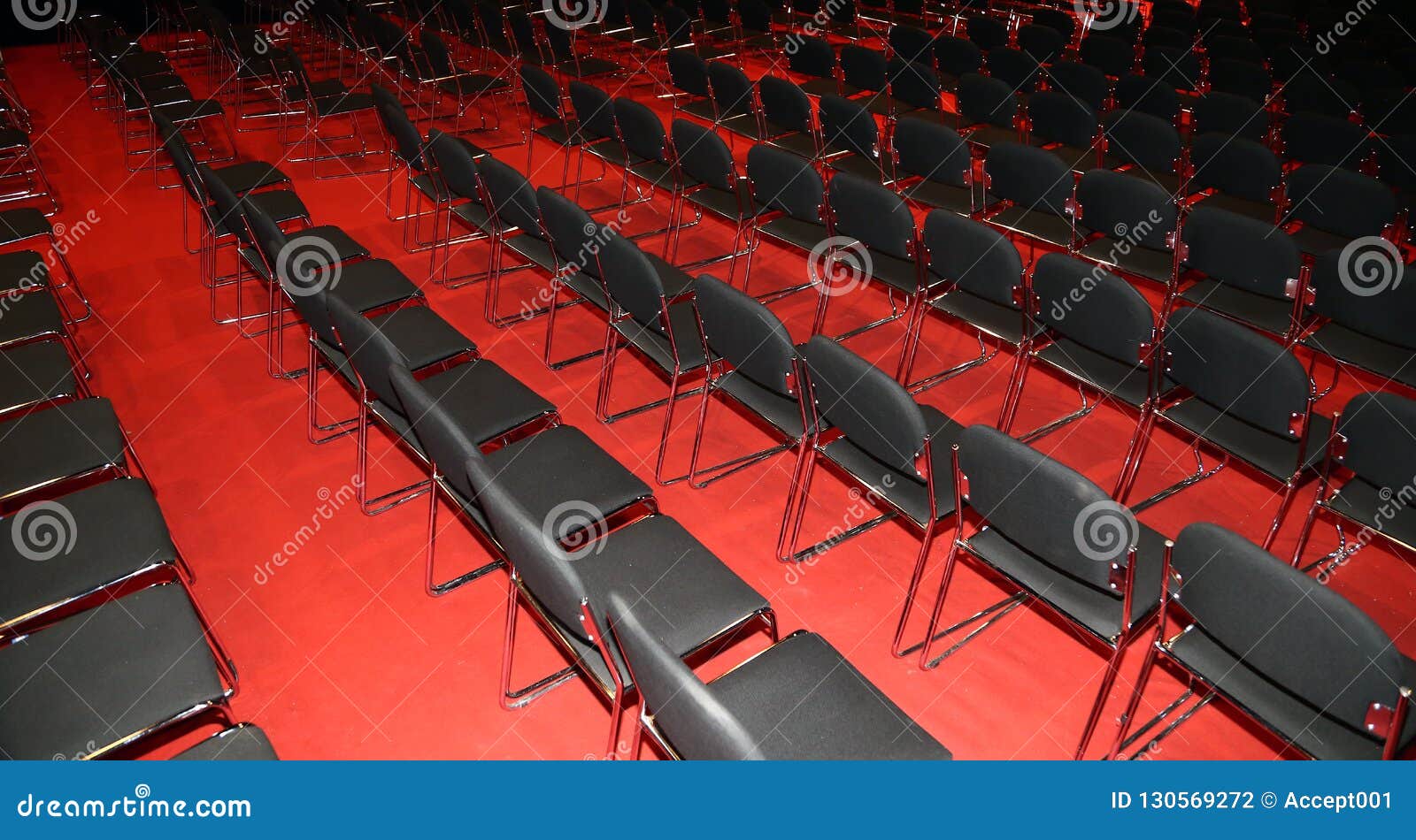 Free Chairs in Row in an Empty Auditorium Stock Photo - Image of learn ... Free Chairs in Row in an Empty Auditorium Stock Photo - Image of learn ...