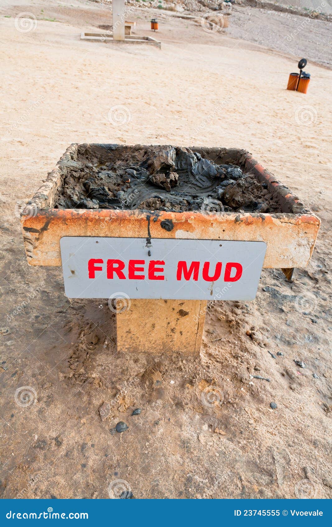 Free Mud on Coast of Dead Sea Stock Image - Image of beach, table: 23745555