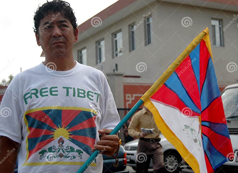 Free Tibet editorial image. Image of circles, stripes - 4723615