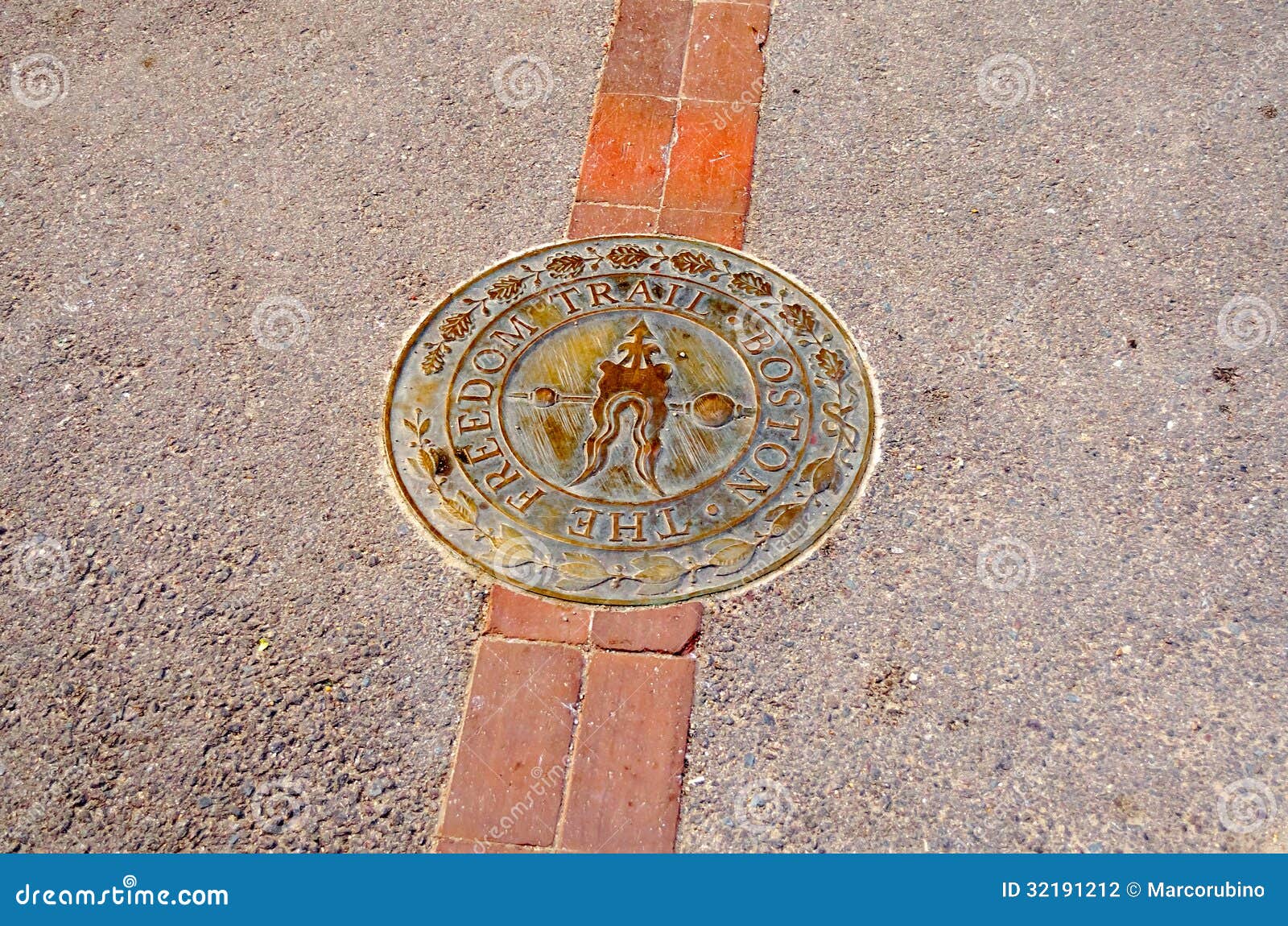 The Freedom Trail Sign stock photo. Image of patriotic - 32191212