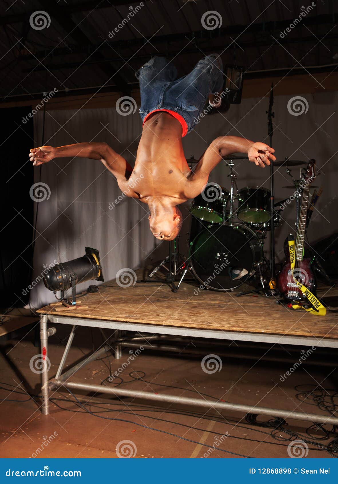 Freestyle hip-hop dancer stock photo. Image of dark, dance - 12868898