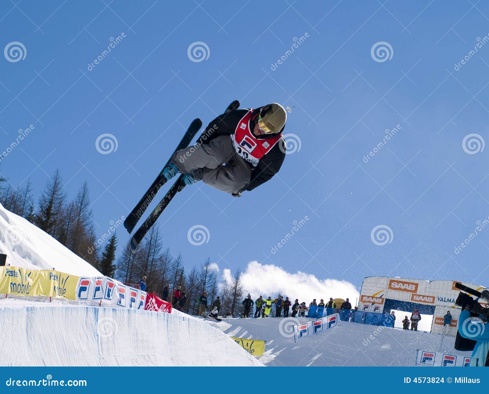 Freestyle skier editorial stock image. Image of jump, skier - 4573824