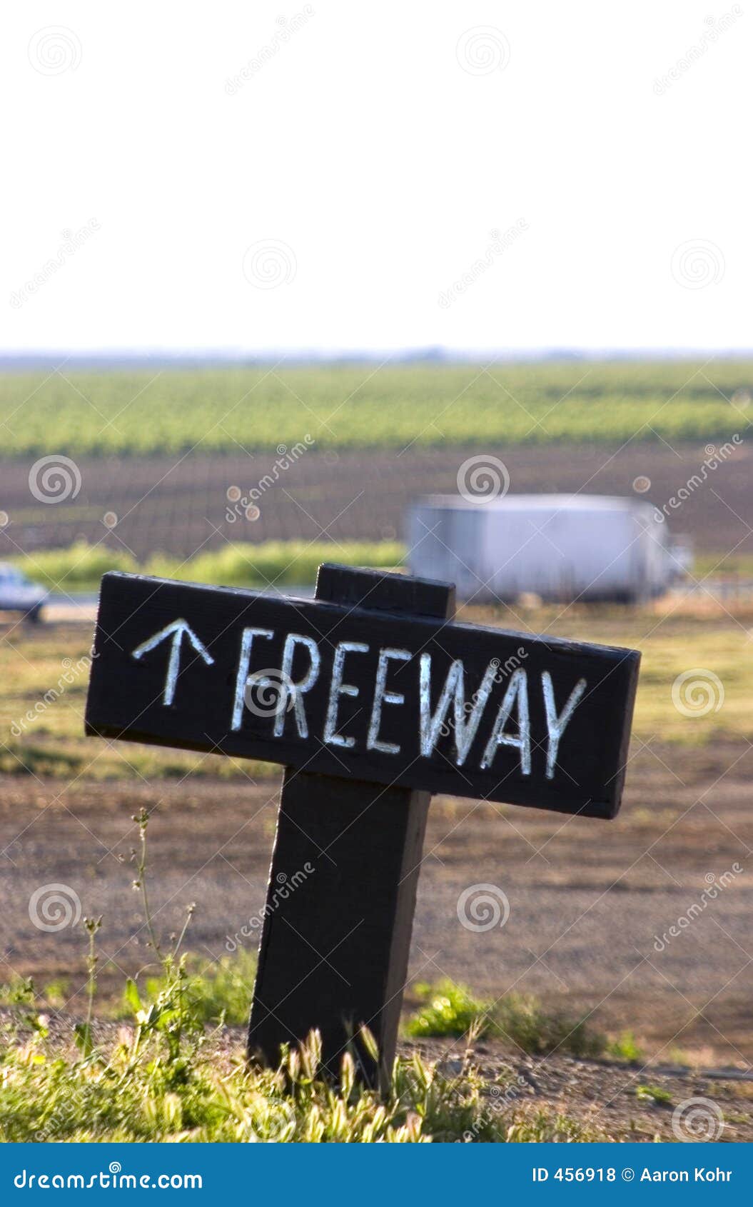 Freeway Sign stock photo. Image of truck, farmland, freeway - 456918