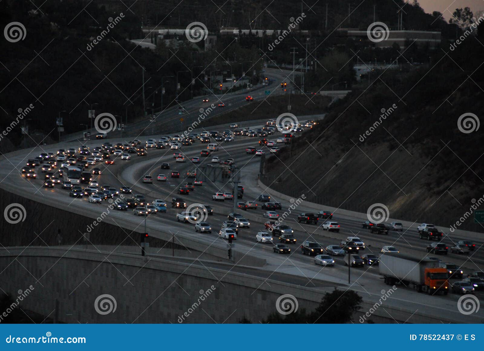 405 Freeway Traffic Los Angeles 2016 Editorial Photography - Image of ...