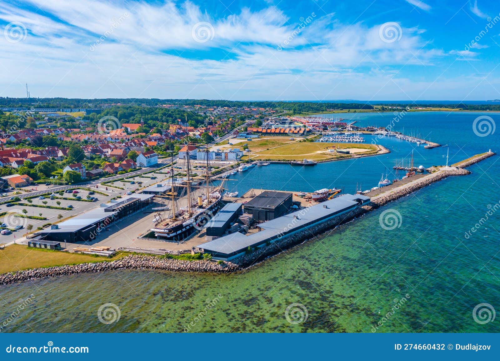 Fregatten-Jylland Mit Historischem Boot Bei Ebeltoft Denmark Stockfoto ...
