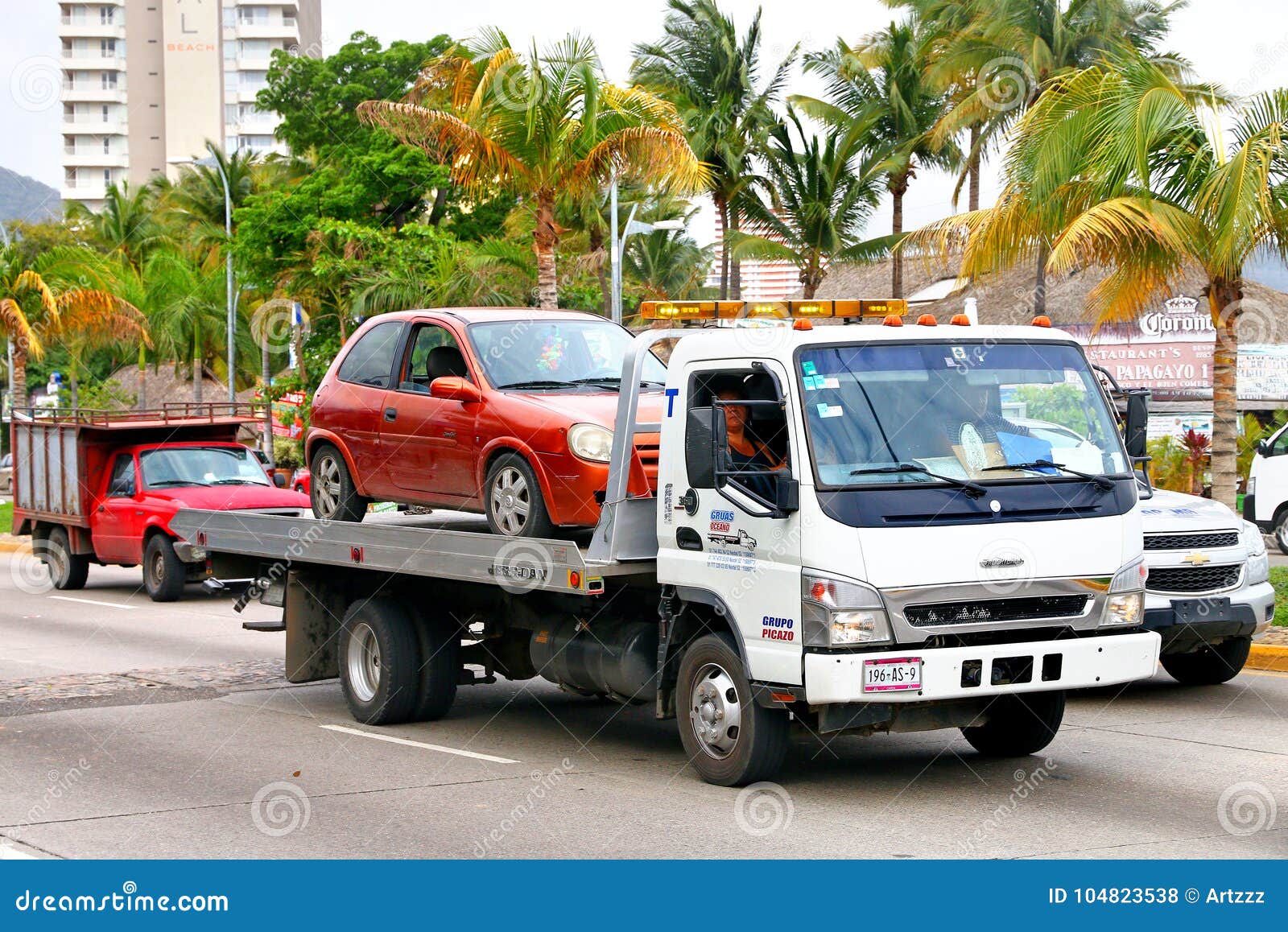 Freightliner FL360 photo stock éditorial. Image of reprise - 104823538