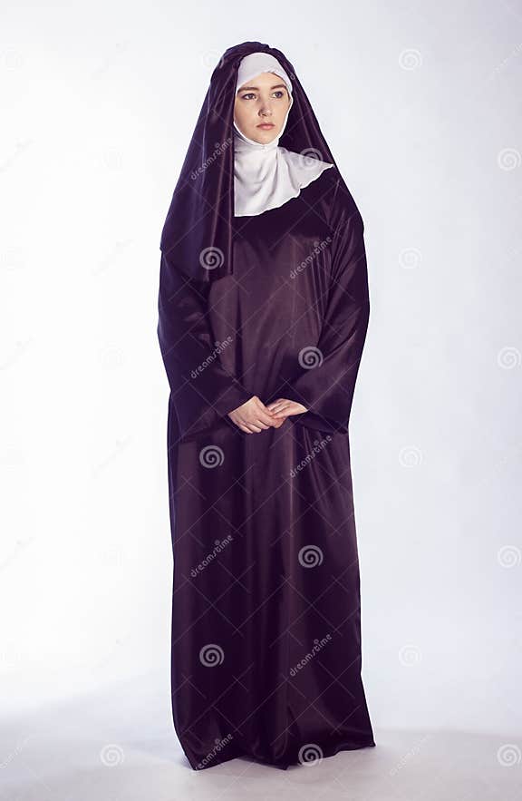 Freira católica imagem de stock. Imagem de capa, punho - 62010775