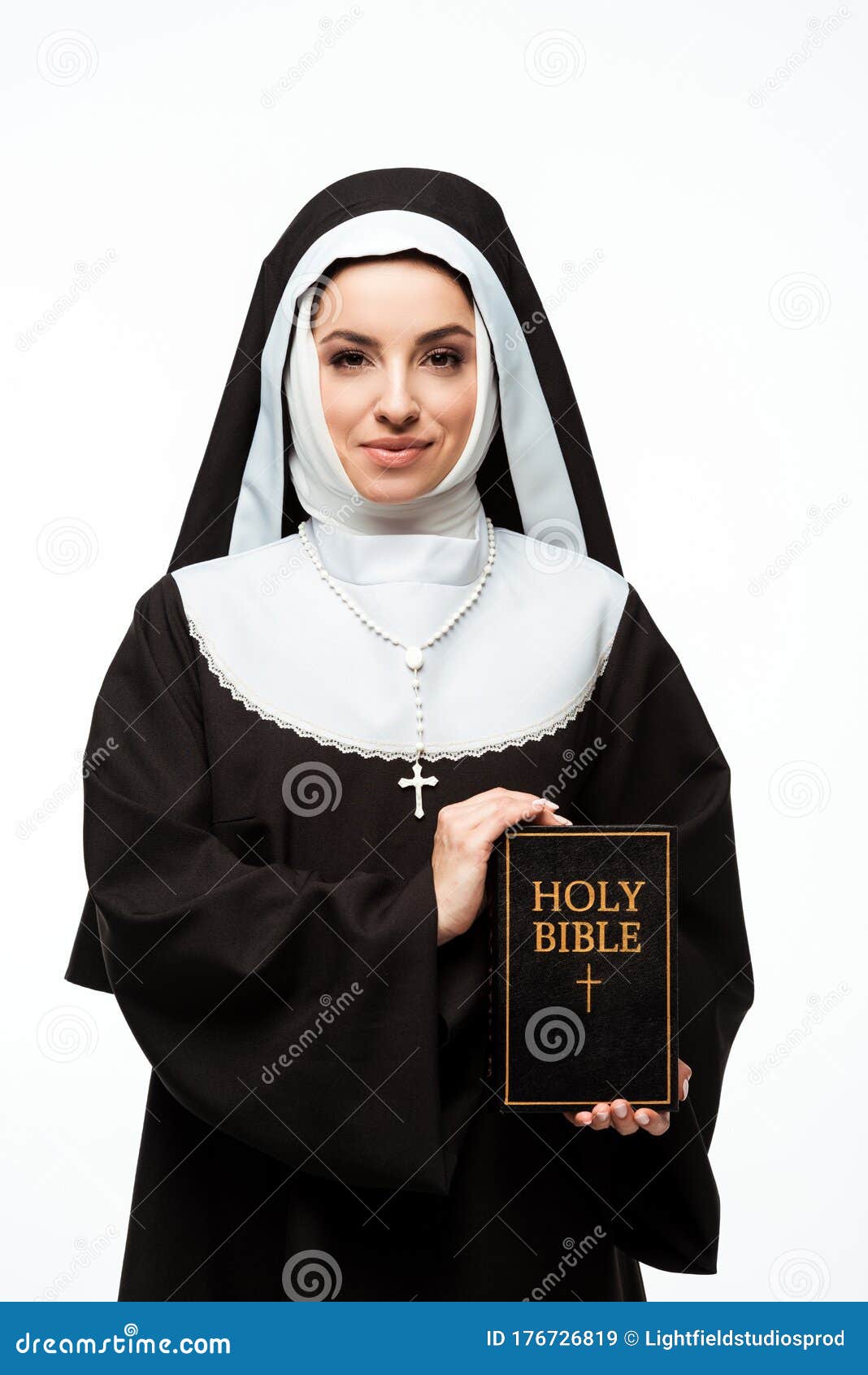 Freira Sorridente Segurando Bíblia Sagrada Imagem de Stock - Imagem de ...