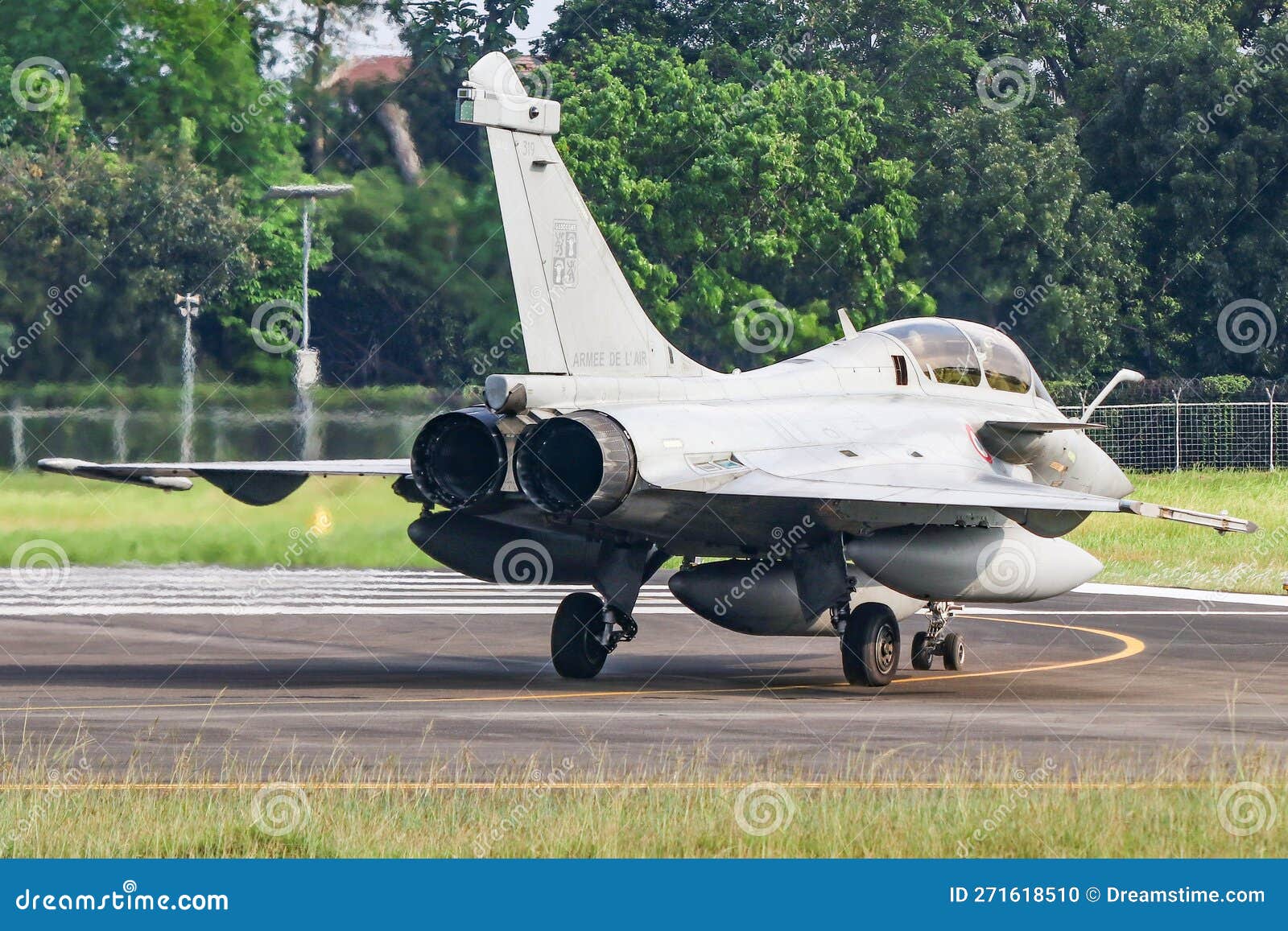 French Air Force Jet Fighters Editorial Image - Image of afterburner ...
