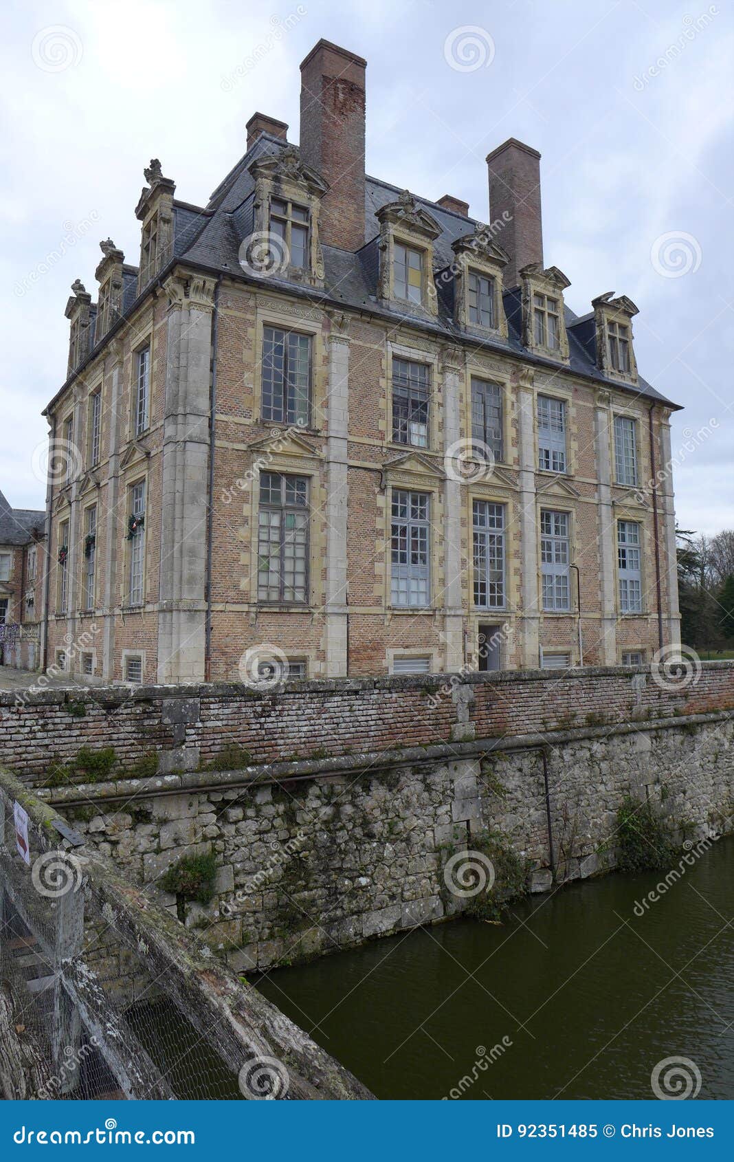 French chateau stock image. Image of peeling, classic - 92351485